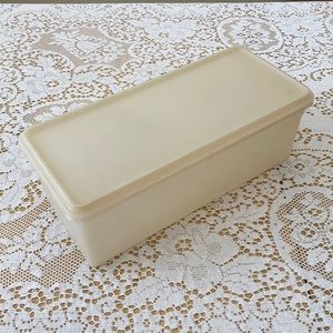 Tupperware | Kitchen | Vintage Tupperware Bread Keeper | Poshmark